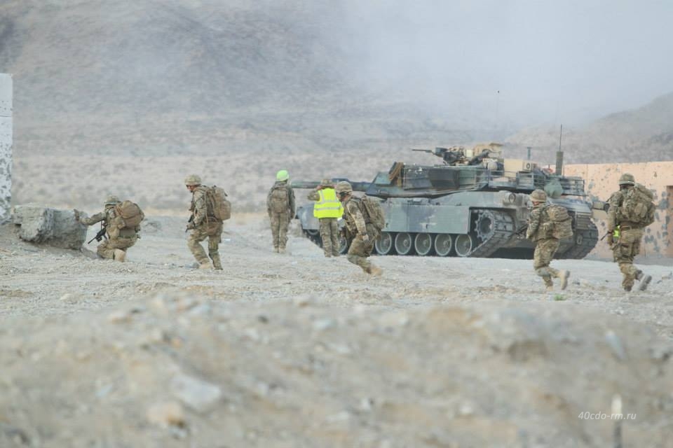 Фотографии с учений Royal Marines